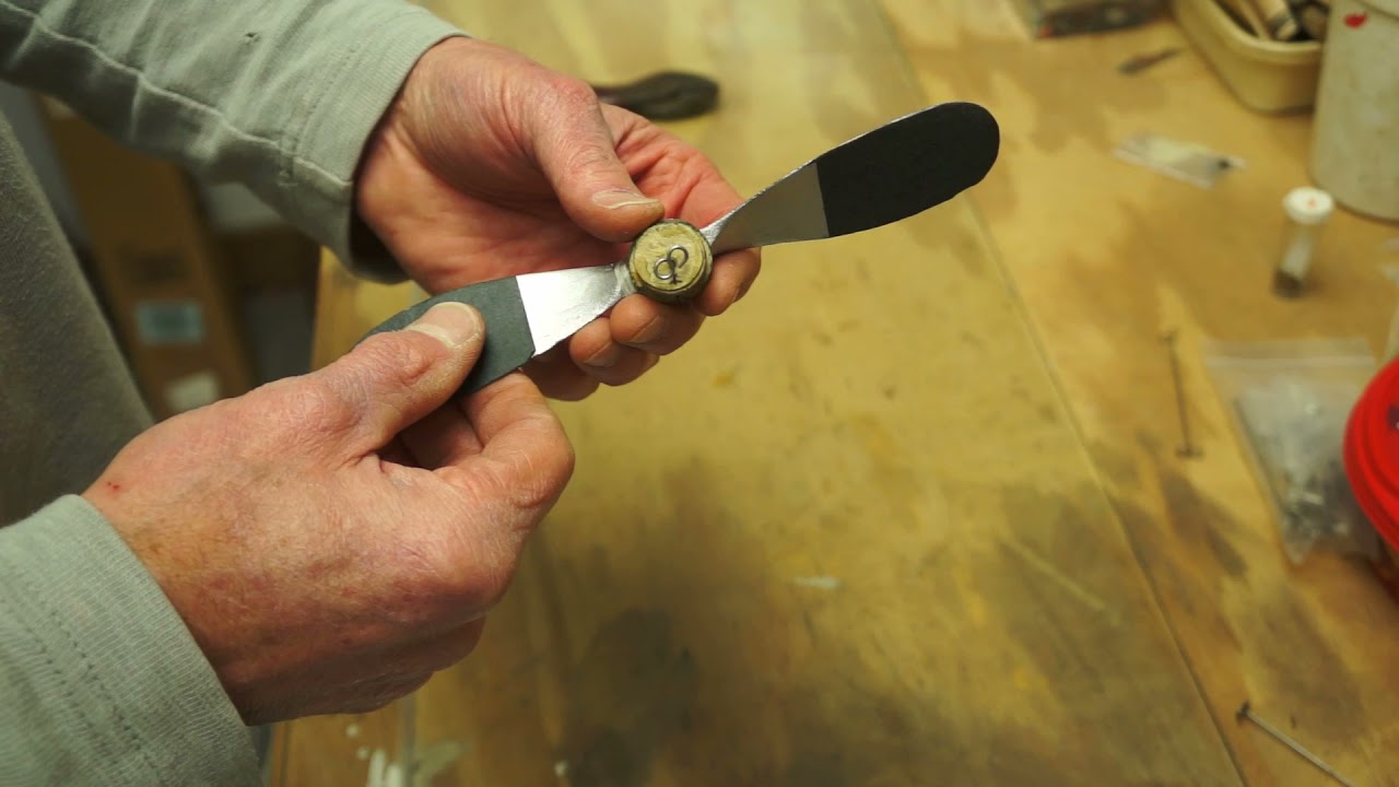 My Favorite Tools #4 Bending a Figure 8 Hook - YouTube