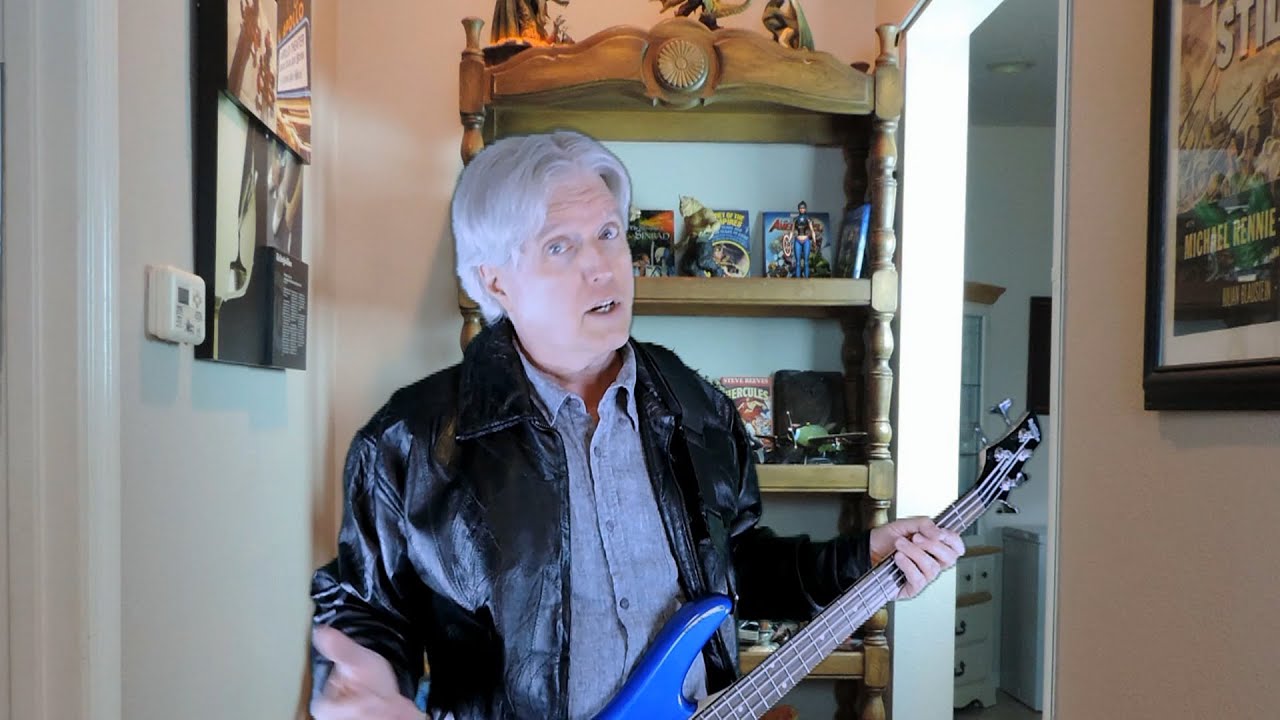 Craig Cherry bass solo fantasy - YouTube