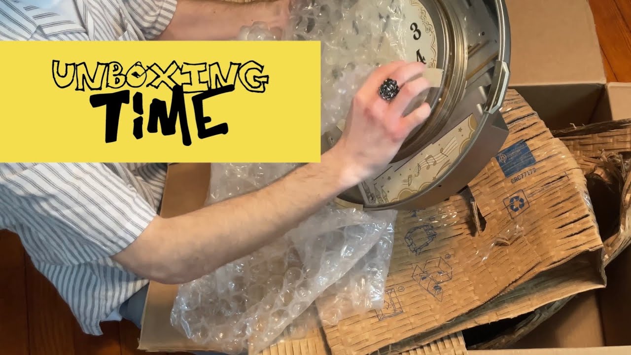 Weird Packing… | Unboxing Time（開梱時間） - YouTube