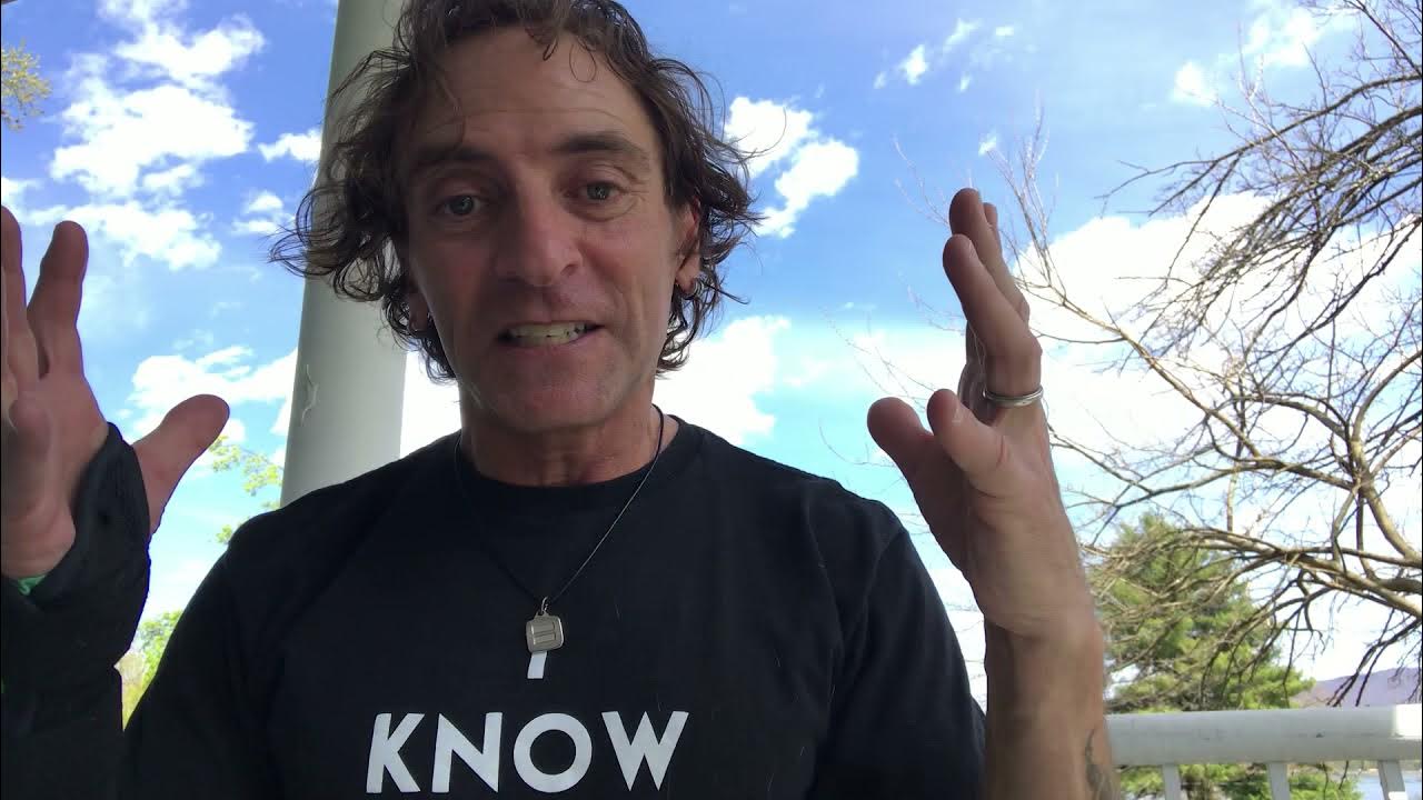 A HIGH FIVE FOR GLENN BURKE by Phil Bildner - YouTube