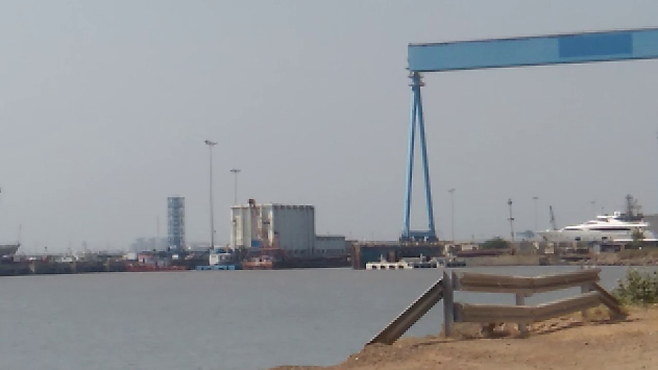 pipavav shipyard - YouTube