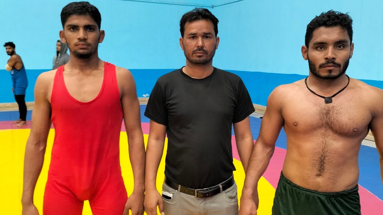 Asad pehlwan vs Faheem pehlwan | IUB mat wrestling | Chacha Roshan tv ...