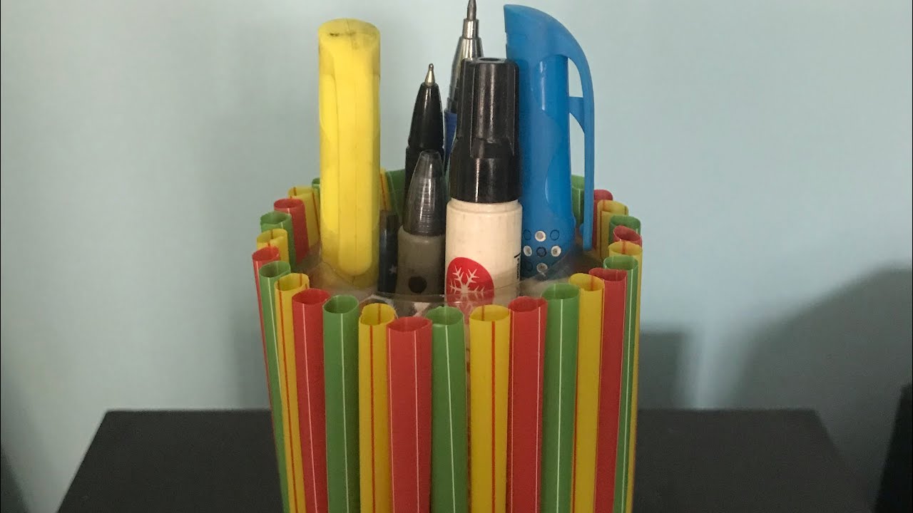 Karya Seni Rupa 3 Dimensi Pembuatan Tempat Alat Tulis dari Bekas Botol ...