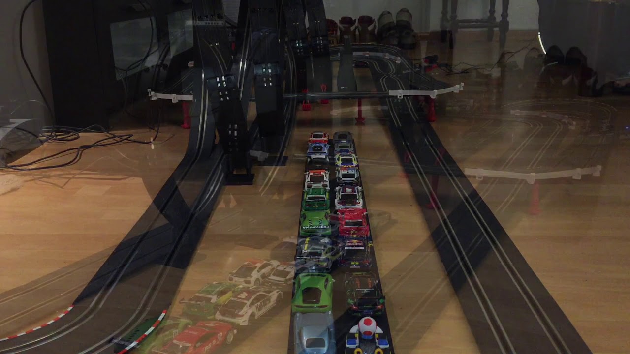 Carrera Go Plus Mit Ghost Car - YouTube