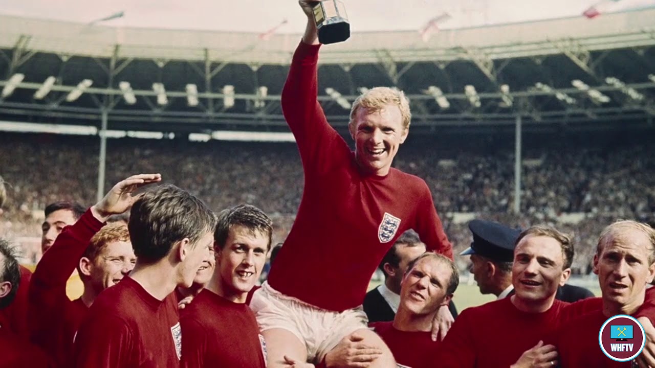 A Tribute To Bobby Moore - YouTube
