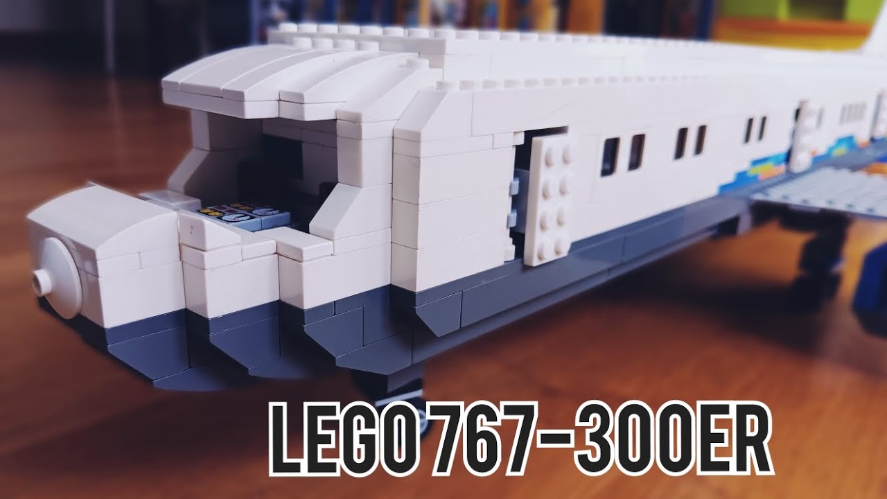 Boeing 767-300ER lego plane - YouTube