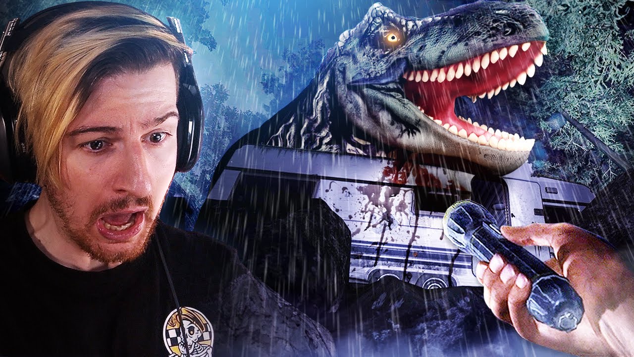 A DINOSAUR HORROR GAME?? YES & IT IS TERRIFYING. (Oakwood) - YouTube
