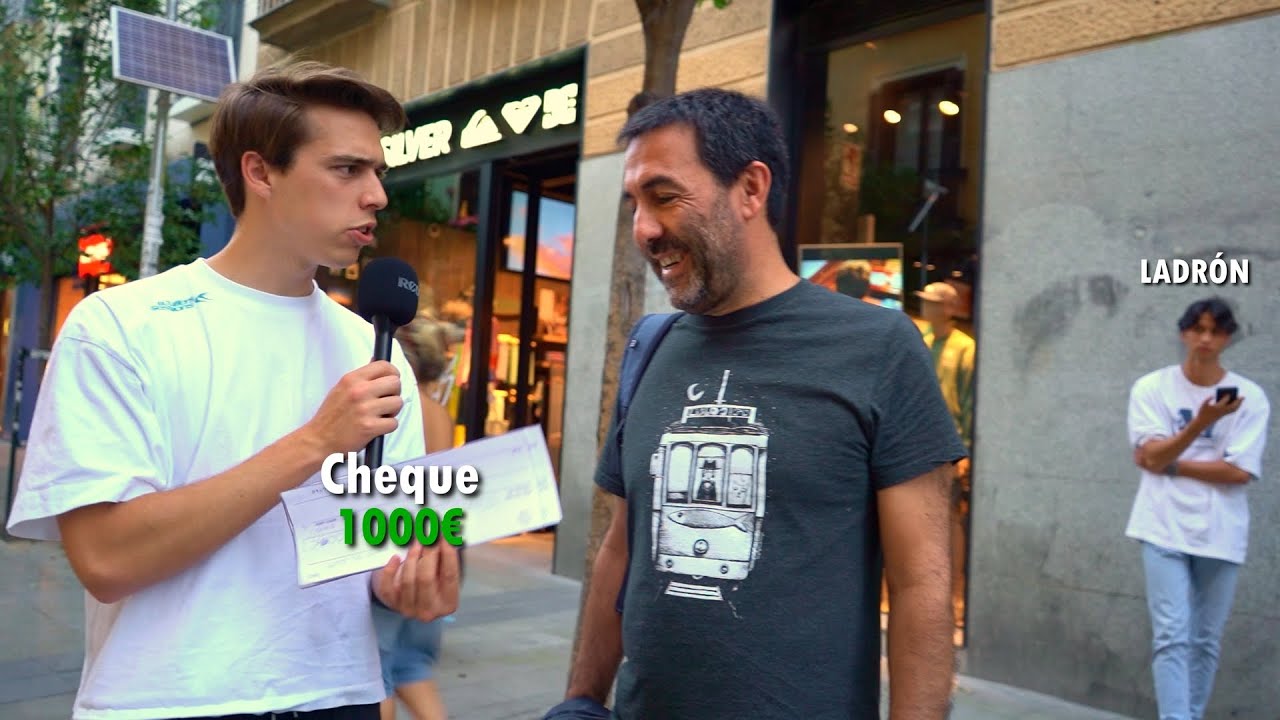 Broma del Cheque Falso - YouTube