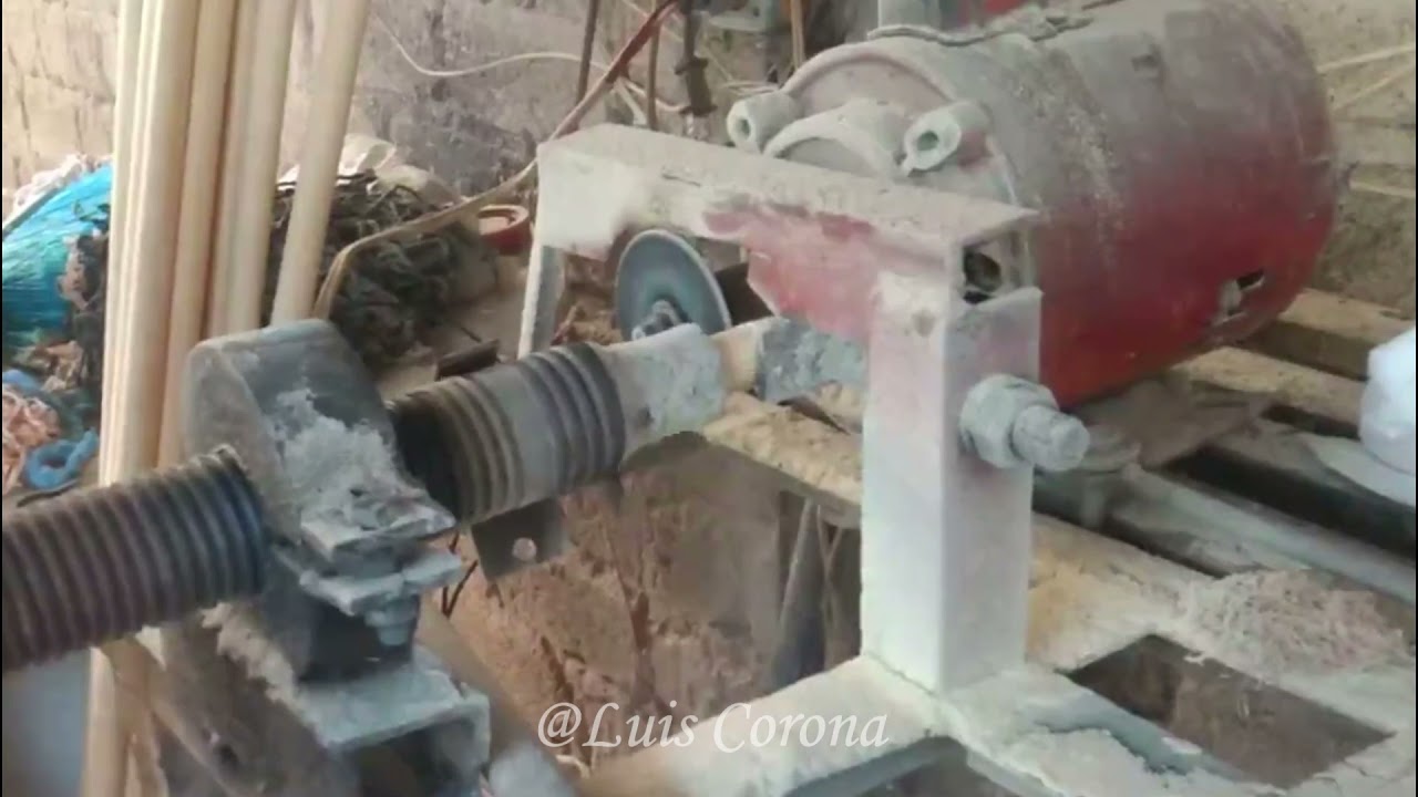 #Maquinado de rosca a bastón de madera - YouTube