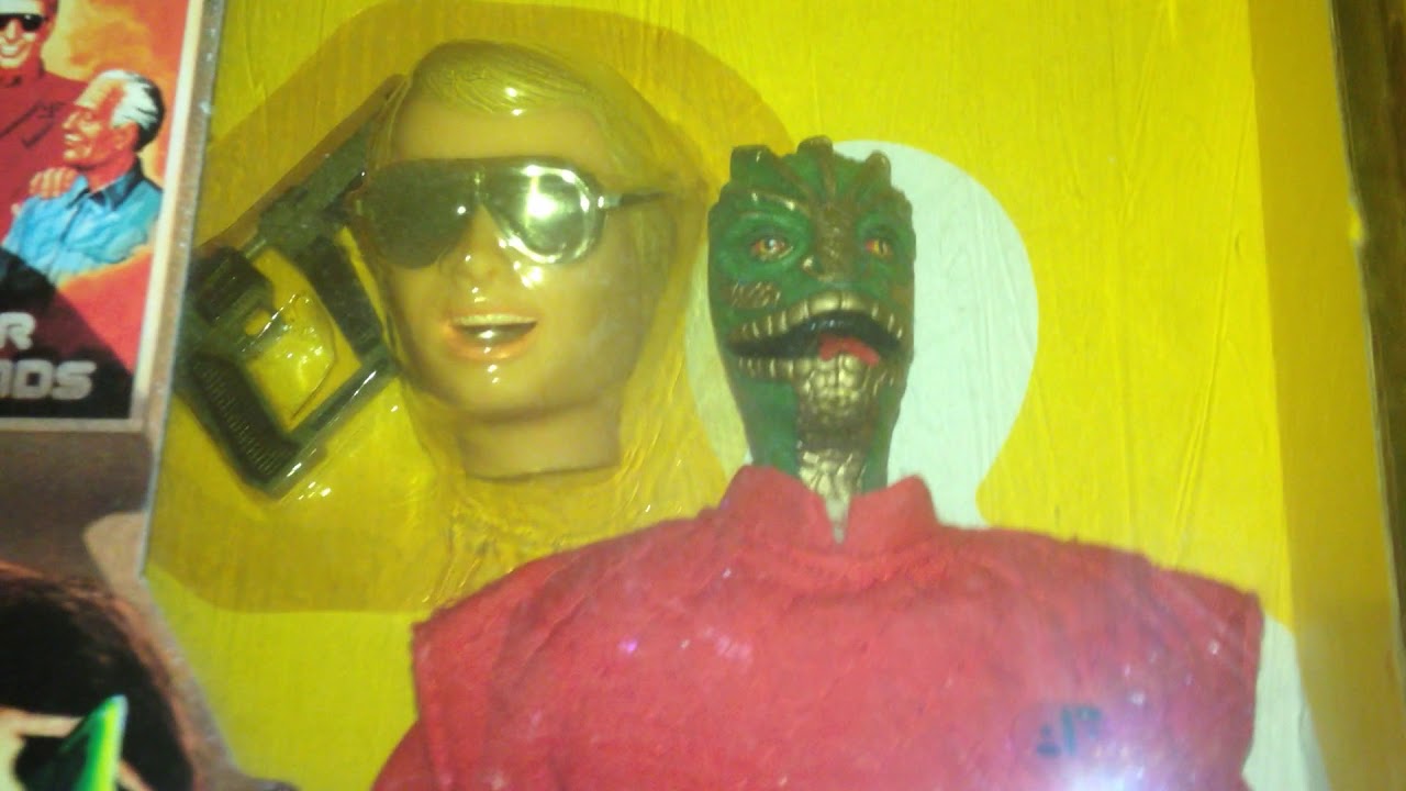 V TV Series V Enemy Action Figure LJN Toys 1984 - YouTube