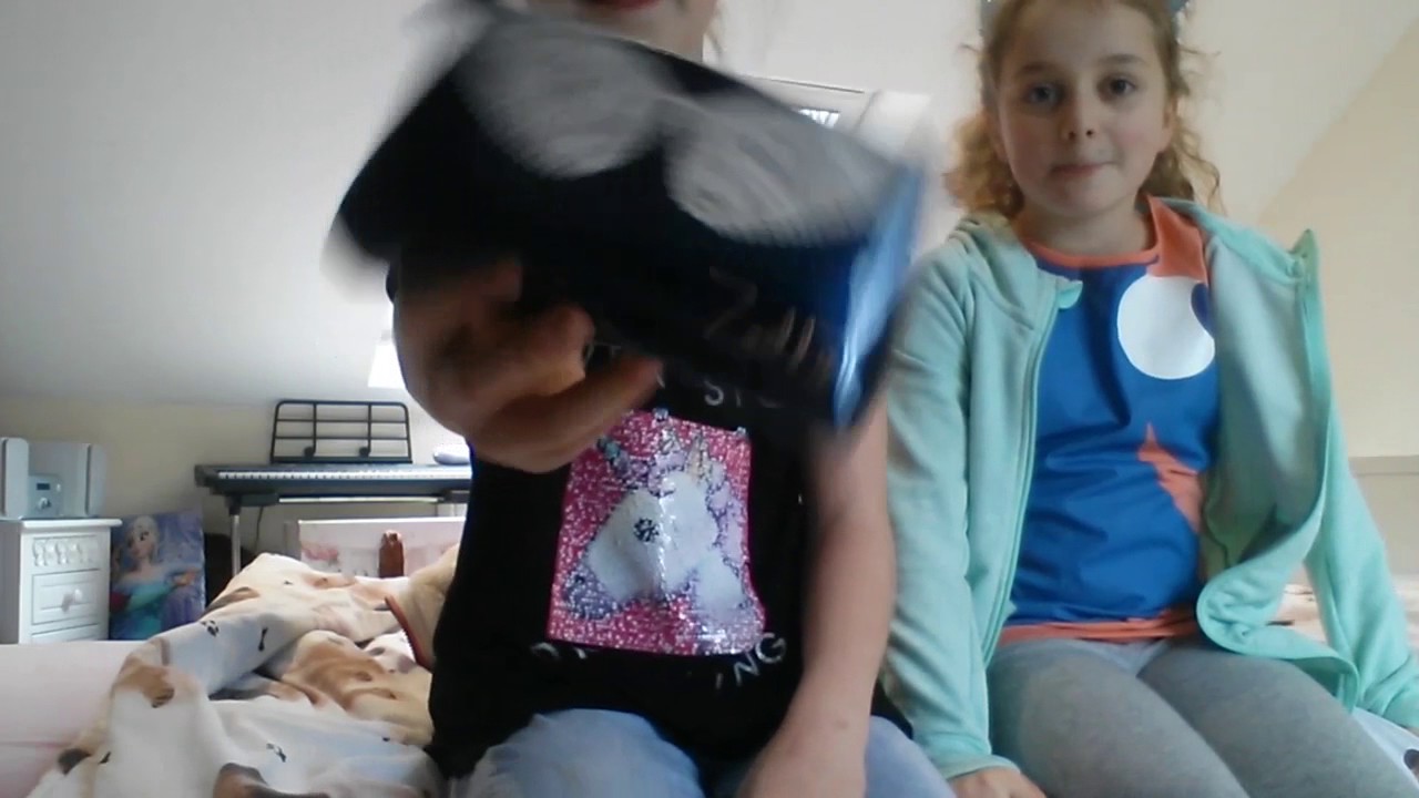 Chapstick challenge with bff - YouTube