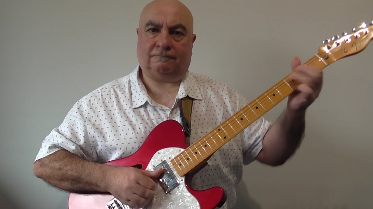 Five Essential Beatles Guitar Riffs - YouTube