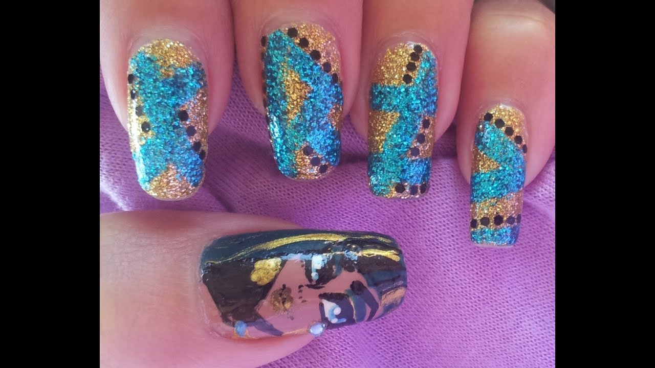 Monster High - Cleo De Nile nail art tutorial - YouTube