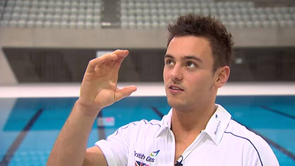 Tom Daley: Twitter addressed abusive messages 'pretty quickly' - YouTube