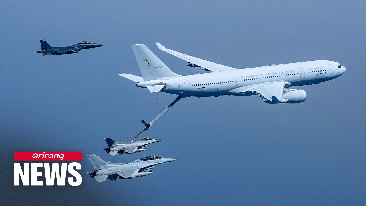 S. Korean air force KC-330 tanker opens up to reporters for chance to ...