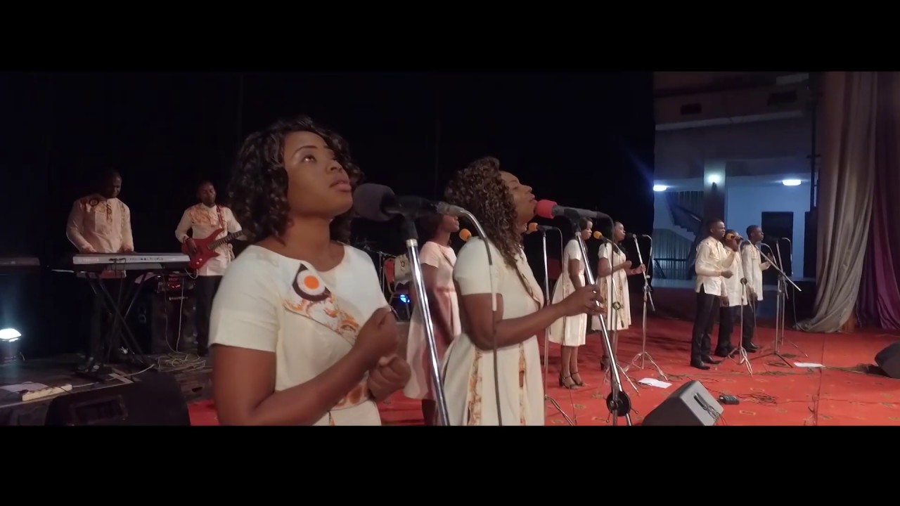 Tu Es Shammah - Shammah (LIVE) - YouTube