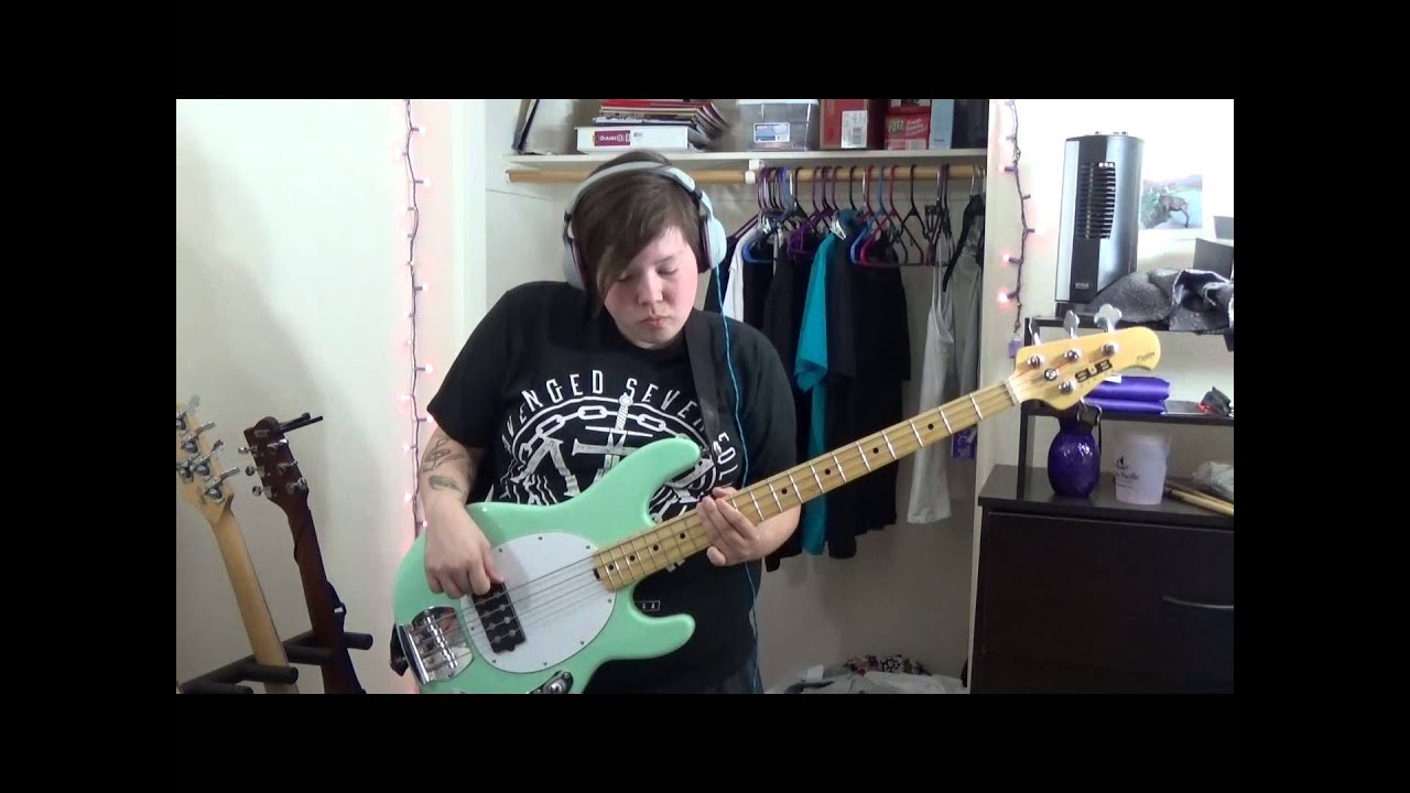 Besitos bass cover - YouTube
