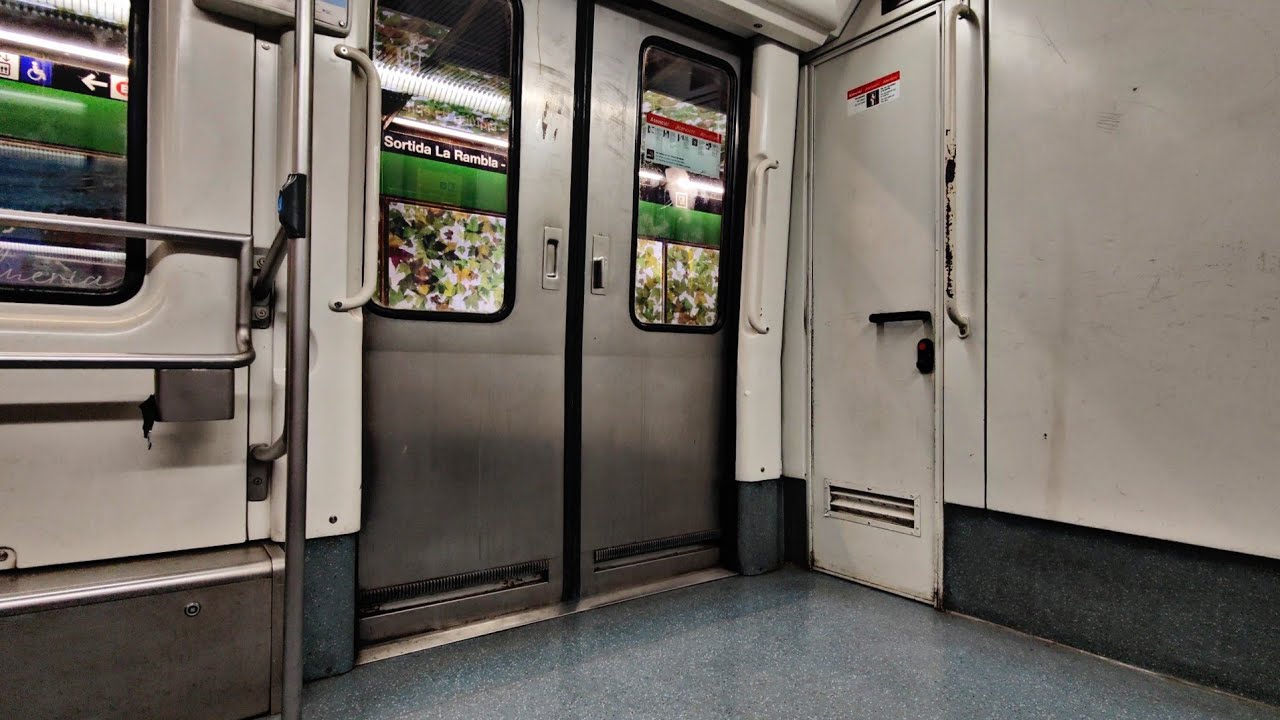 Metro de Barcelona TMB serie 3000 CAF : Mini Trayecto de Liceu a ...