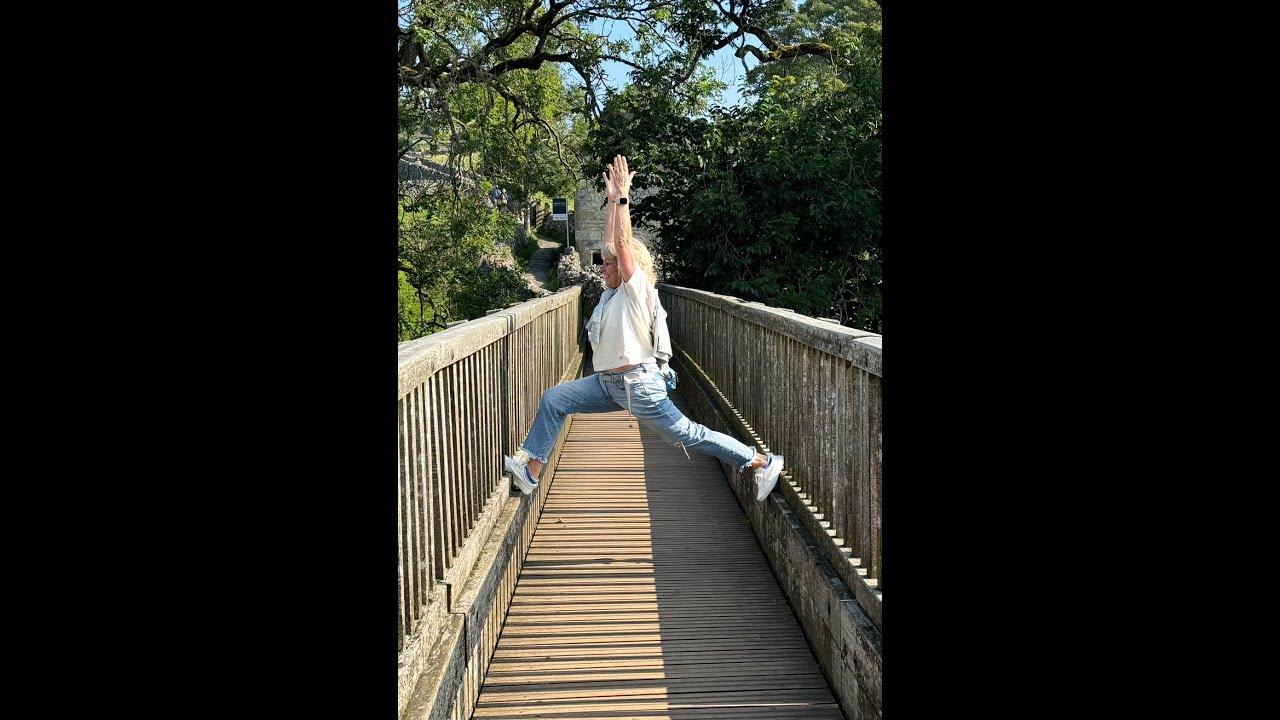 Two Brick Fun - YouTube