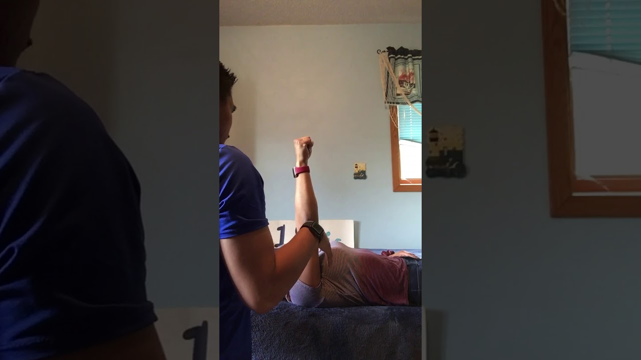 Shoulder Comp Rhythmic Stabilization - YouTube