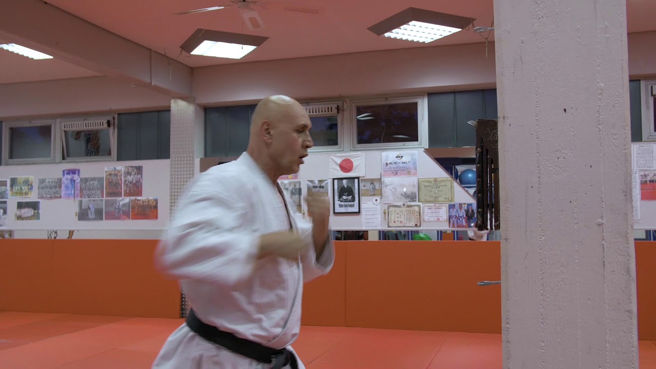 Bulldog Gym Karlsruhe Karate Kurs bei unserem Madjid einer von 4 die ...
