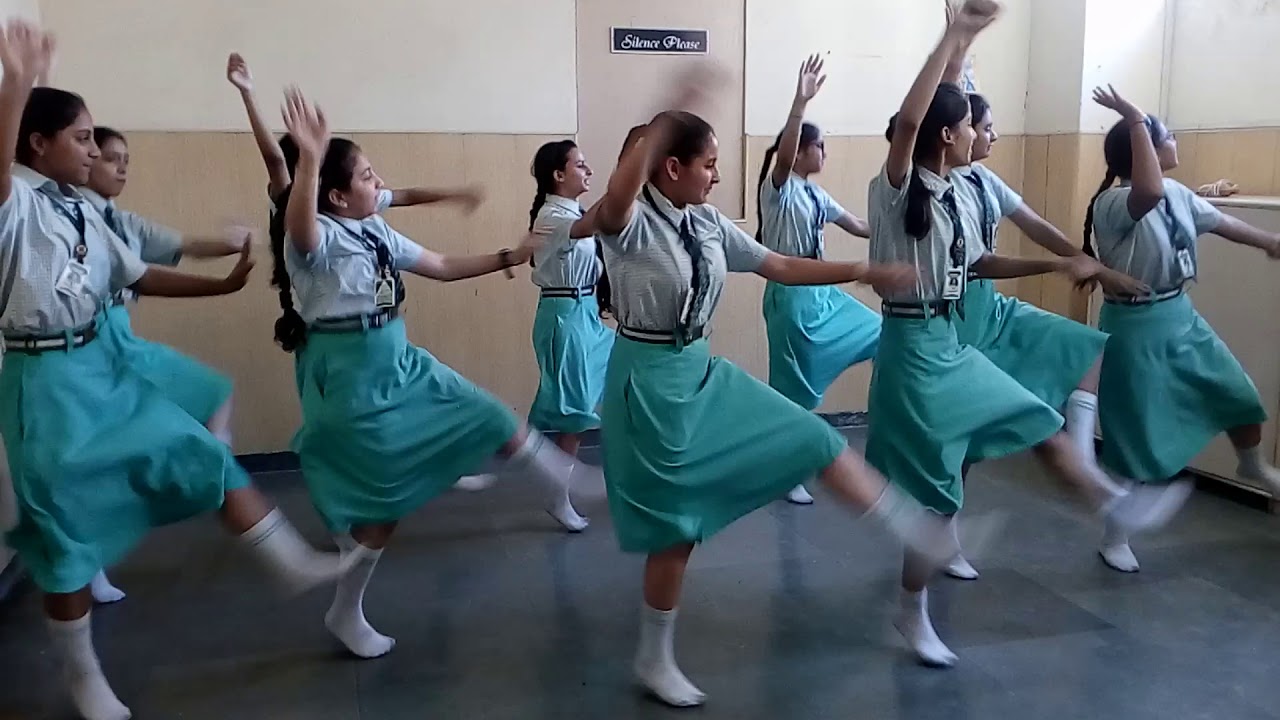 Vato vatt turi dance Baisakhi celebration preparations by 9th class ...