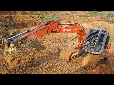 A day to replace the excavator idler spring, there is another leak in ...