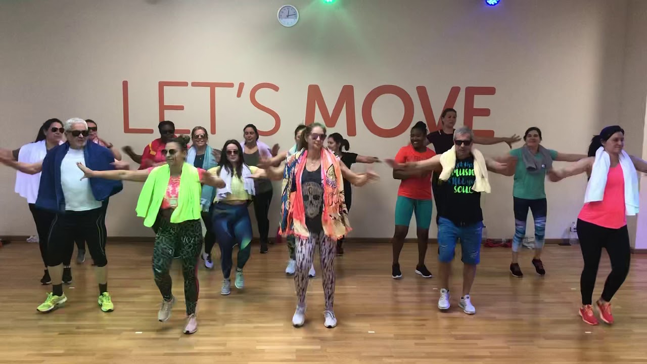 Zumba Fitness - Vamos a la Playa - Solinca Rio Tinto - YouTube