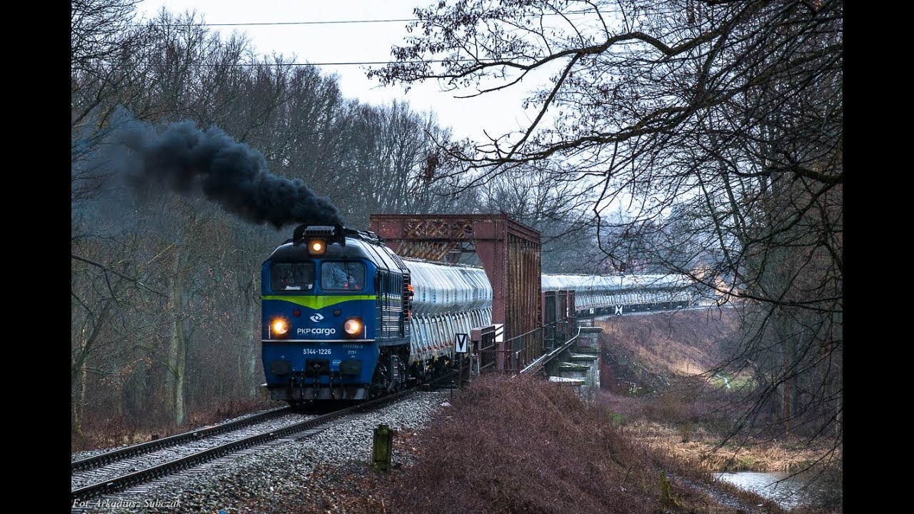 [Diesel Smoke] ST44-1226 w Nowogrodzie Bobrzańskim. [Potęga Gagarina ...