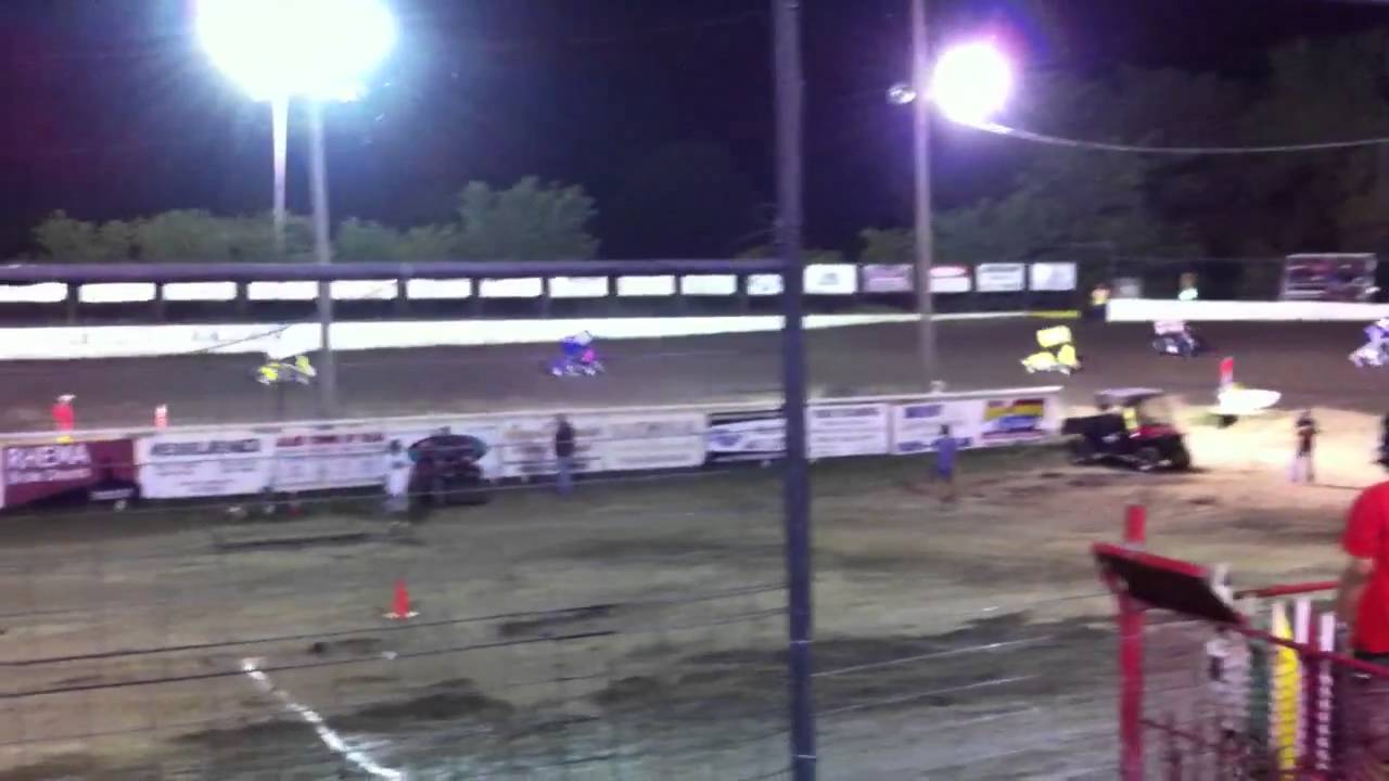 taylor reimer racing 5-7-11 feature race 5 - YouTube