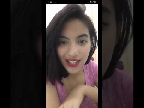 CEWEK SEKSI SELA LIVE BIGO PAKAI LIPSTIK MERAH SEKSI PART 3