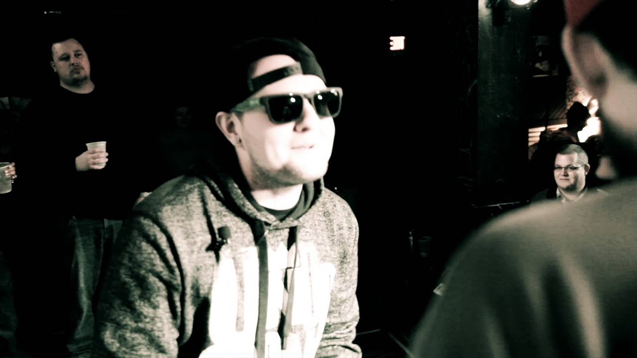 Tyler Reid vs Young Verse - YouTube