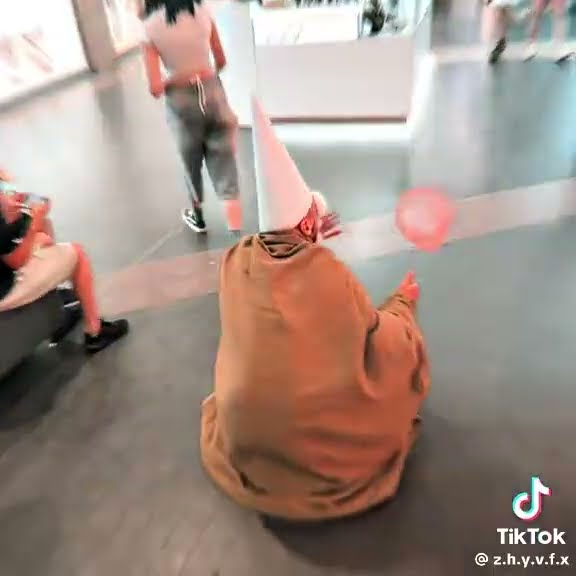 a gnome #edit - YouTube