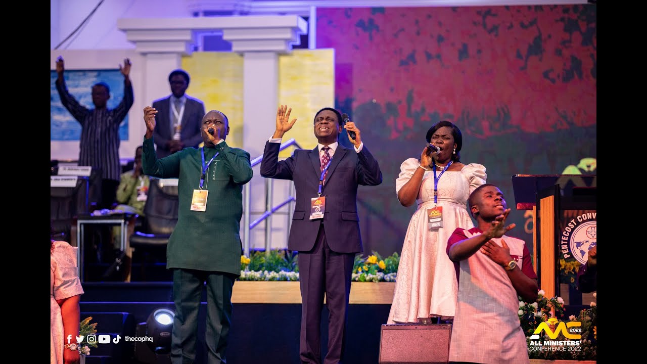 Eld. Dr. Kwasi Mireku and Mrs. Grace Gakpetor lead prayer songs at the ...