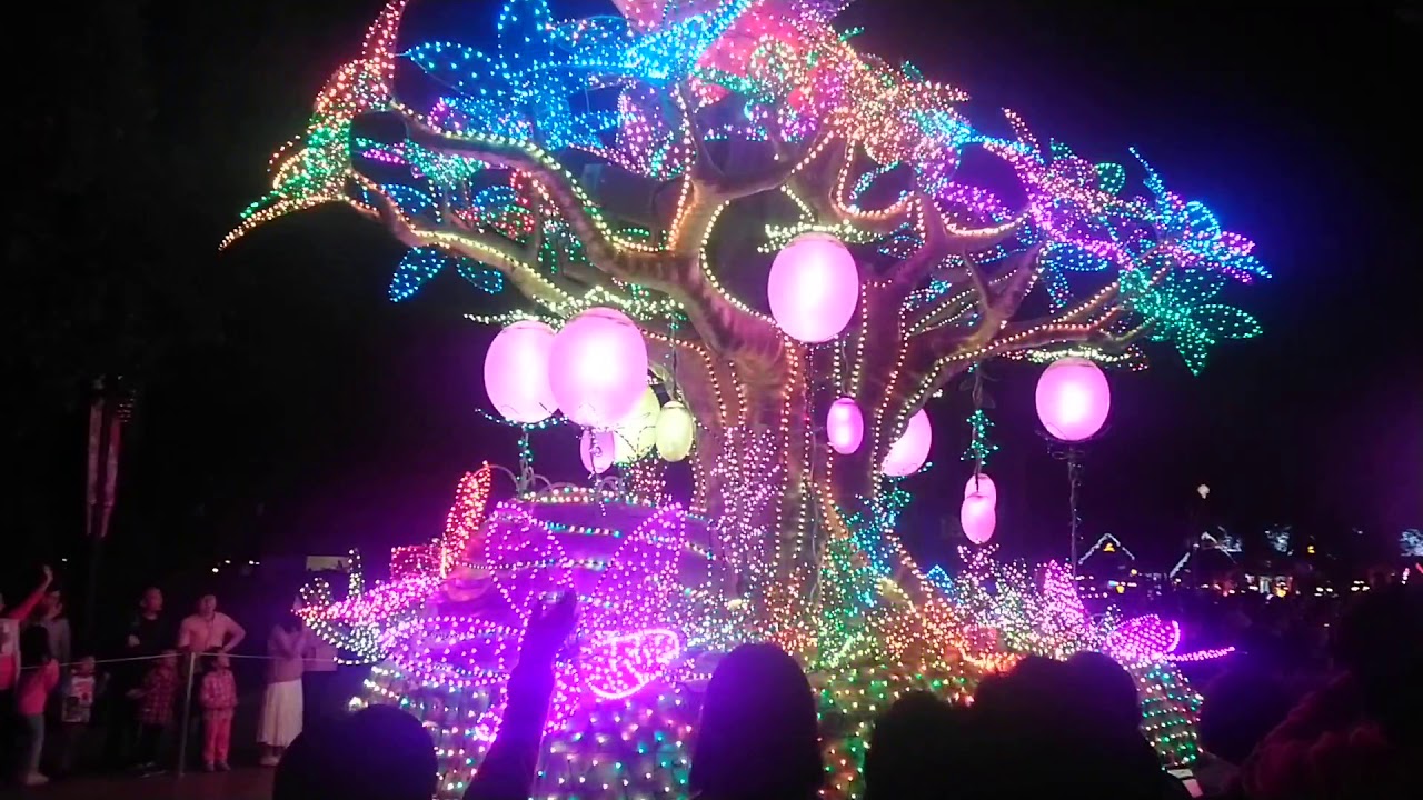 Float parade, chimelong park, zhuhai - YouTube