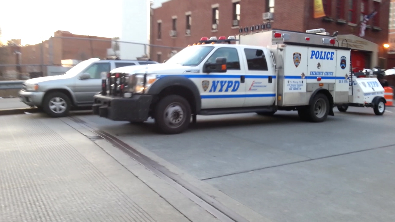 Newer NYPD ESU truck 10 cruising by with a trailer hitch spotlight ...