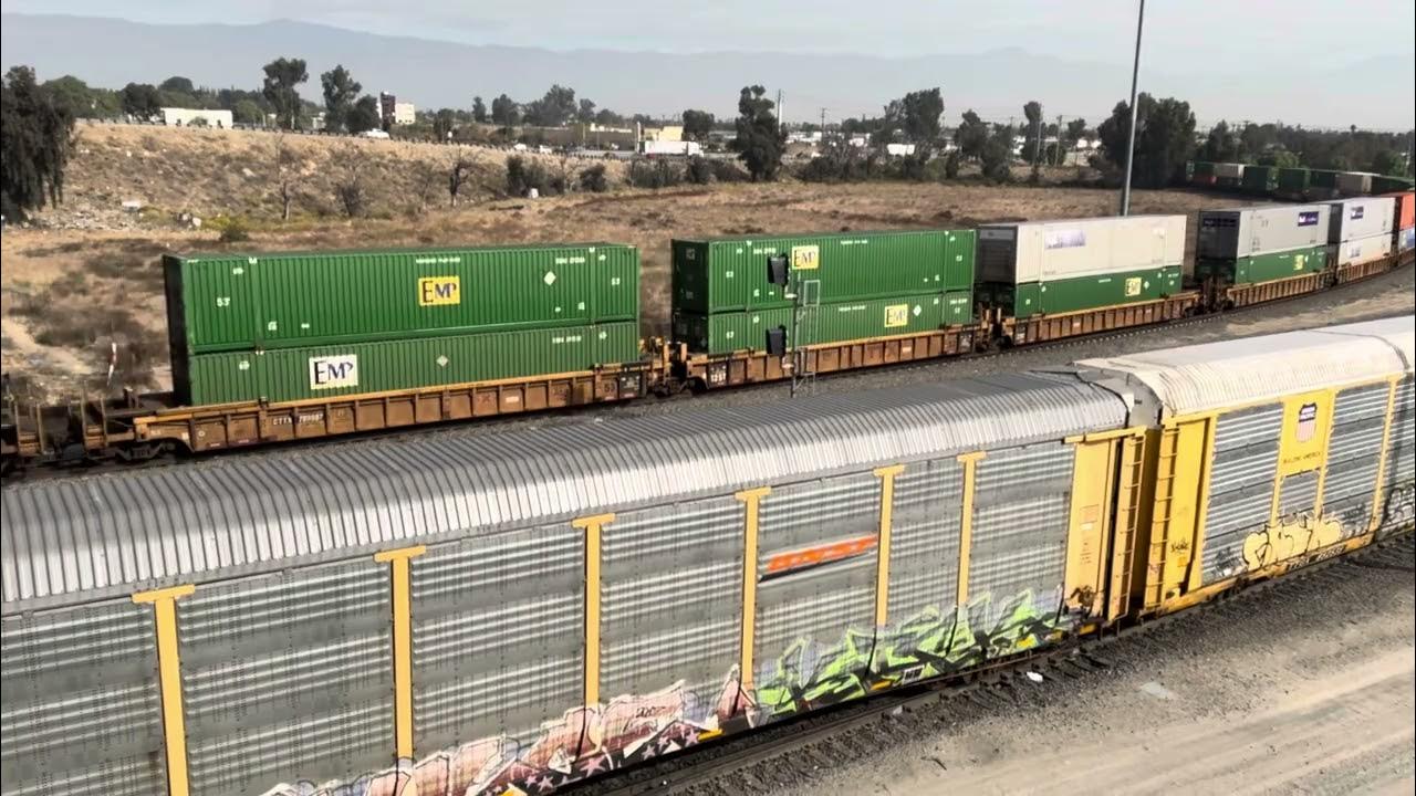 UP 8387 Leads Eastbound Intermodal Stack Train Rolling Through West Colton Yard - YouTube