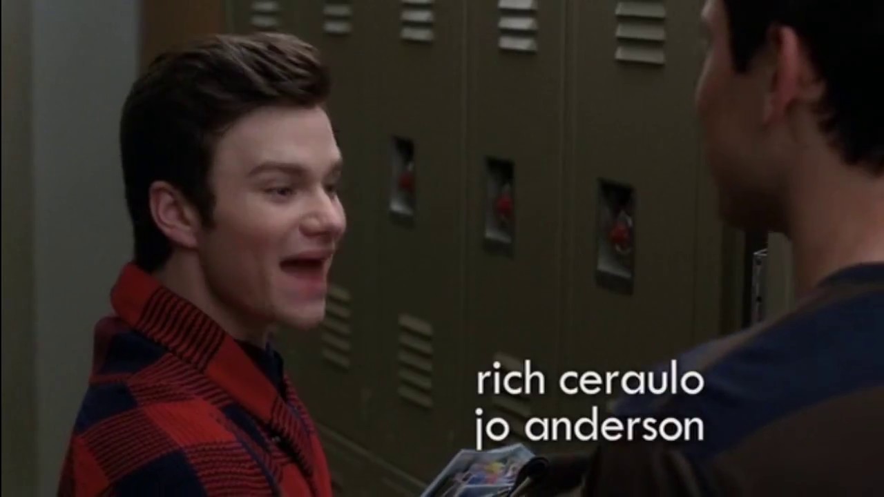 GLEE - Karofsky asusta a Kurt [Furt 2X08] - YouTube