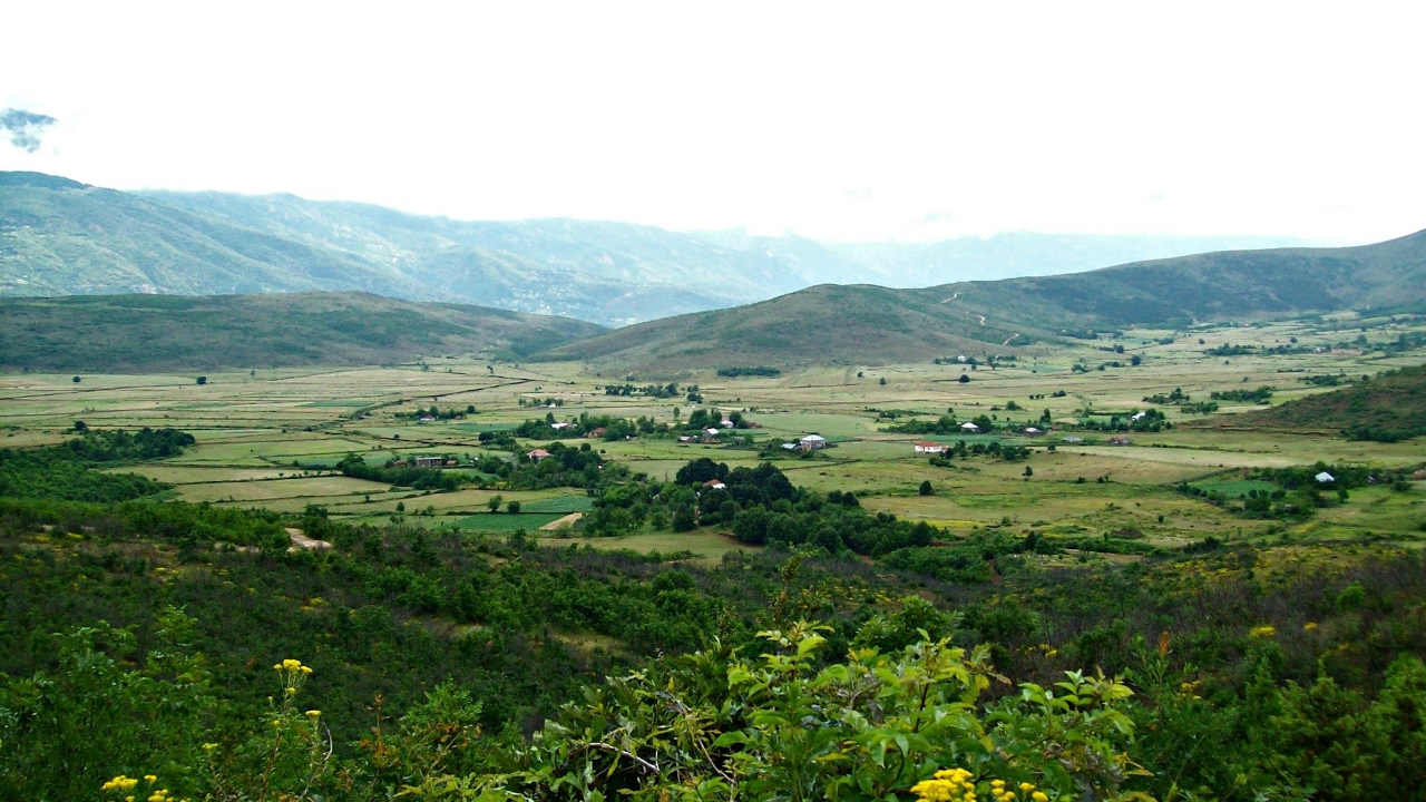 TROPOJA-TPLANI I KRASNIQES - YouTube