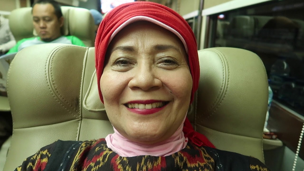 NYOBAIN NAIK KERETA MALAM SEMBRANI PRIORITY-JAKARTA SURABAYA//ALICCE ...