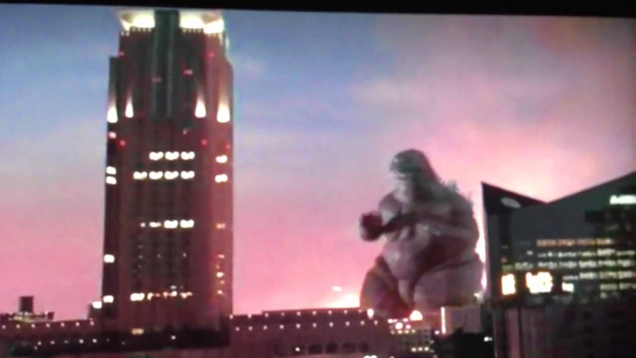 Godzilla farting - YouTube