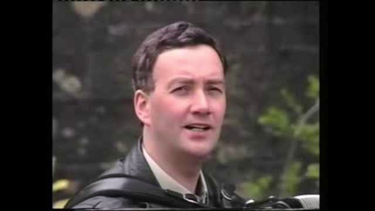 Sean Wilson Cottage In The Country Medley - YouTube