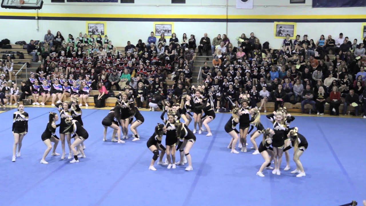 Magic Senior 4 at TCNJ 2014 - YouTube