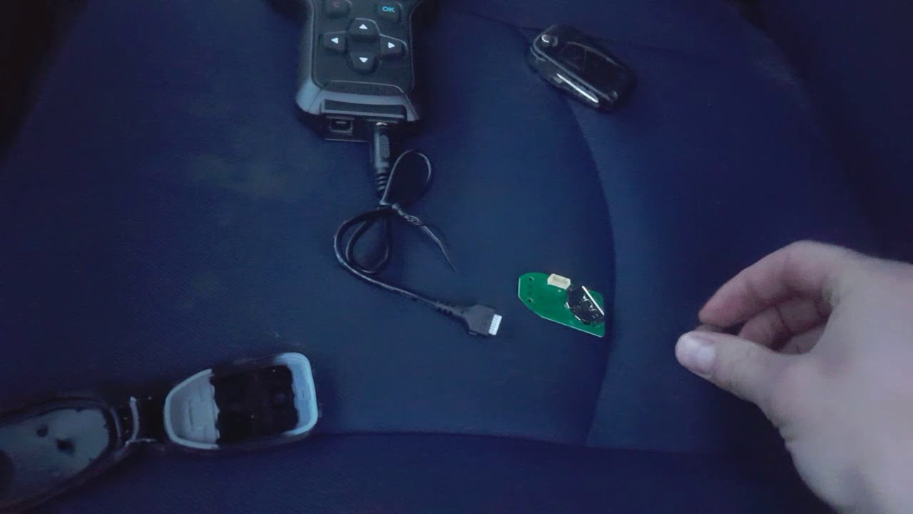 Iveco Daily 2007 VVDI Key Tool Cloning - YouTube