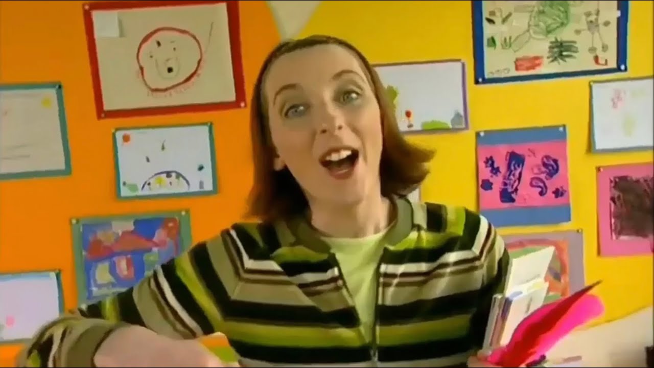 Balamory - Miss Hoolie’s Song - YouTube