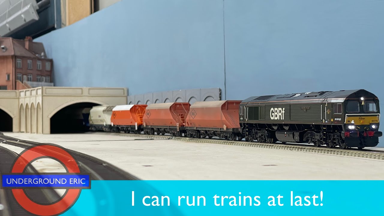London underground model railway build 5 - we can finally run trains ...