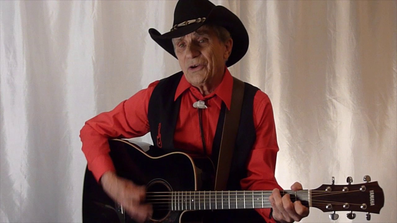 "Mon Plus Beau Voyage" -------Raymond Boudreau - YouTube