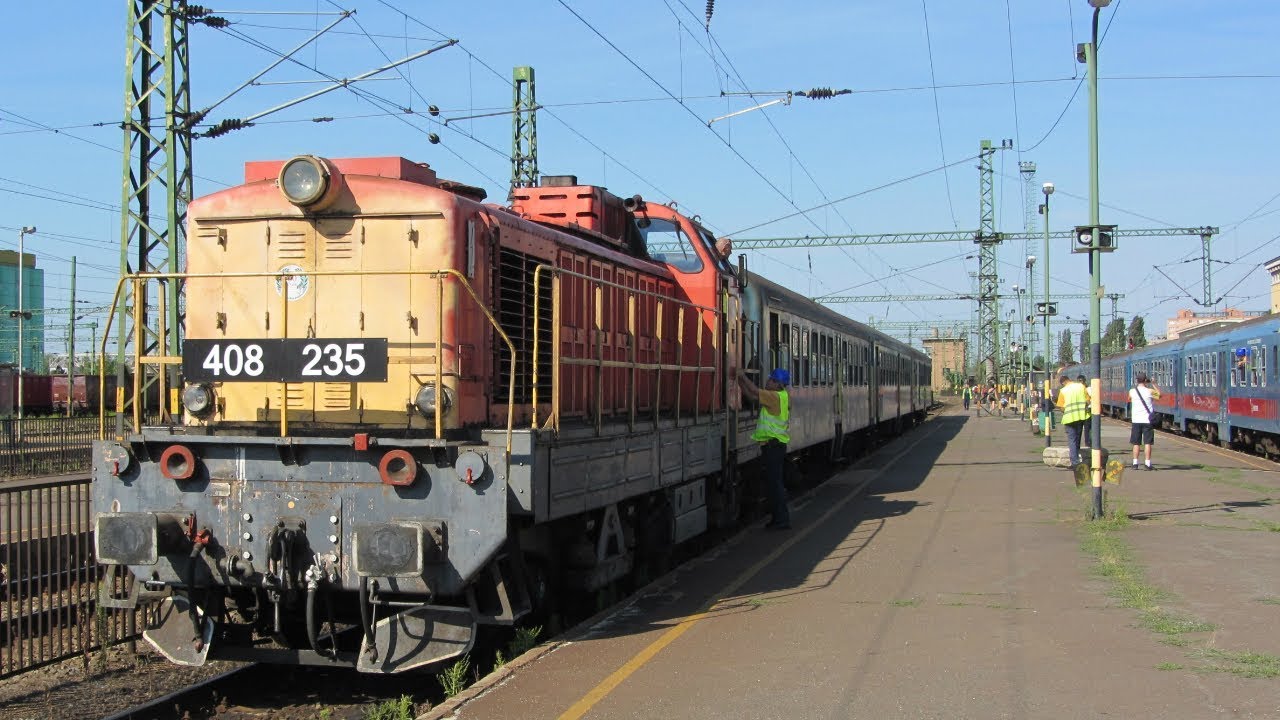 Hungary: MAV Class 408 (M40) diesel-electric locomotive seen working ...