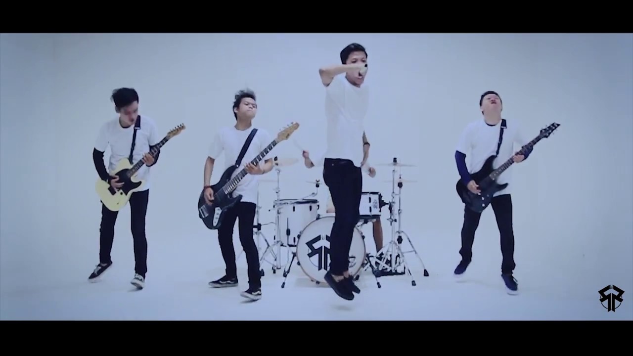 SIDESWIPE - The Sea Of Fire ( 1946 ) [ Official Video ] - YouTube