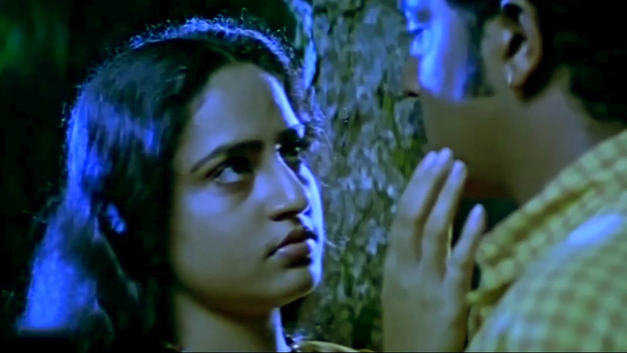 பேய் கூட ரொமான்ஸ் பண்ணுறானே | Tamil Movie Romantic Scenes | Love Scenes ...